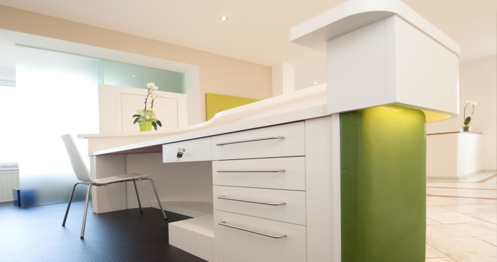 Dr. Michel König - Storebest